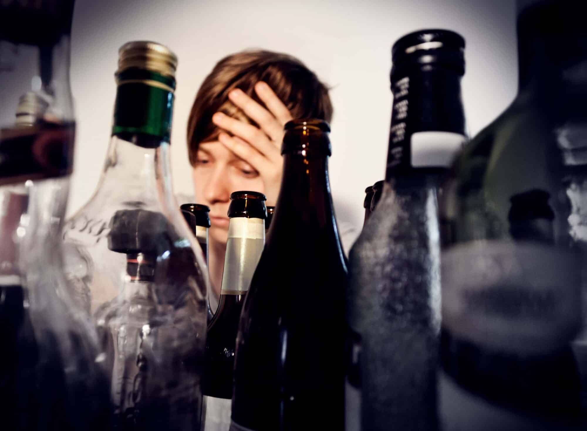 What Happens When an Alcoholic Starts Drinking Again? - Gallus Detox ...